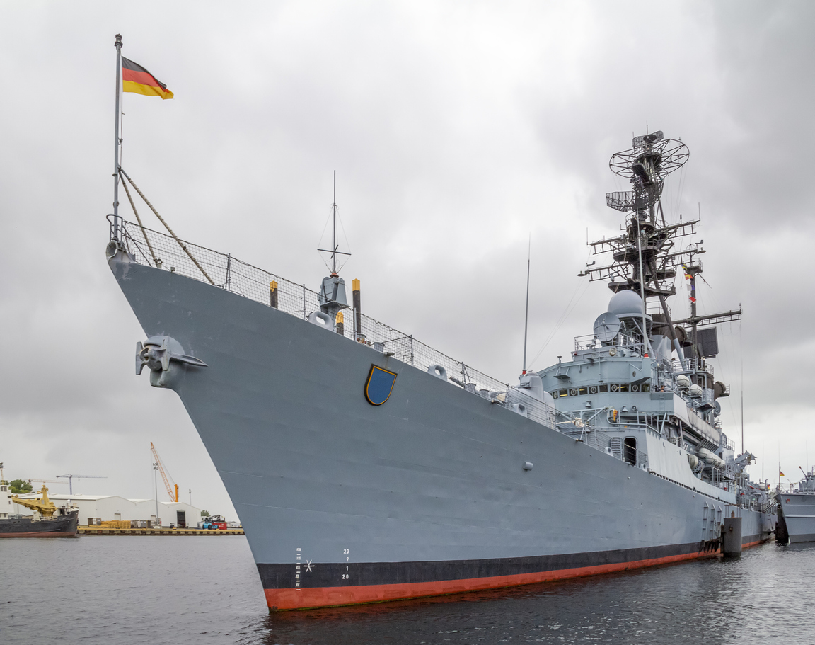 Destroyers en fregatten - logistiek, economie en geschiedenis